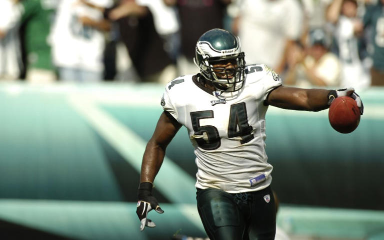 Like father, like son: Jeremiah Trotter Jr. continues legacy of Eagles ...