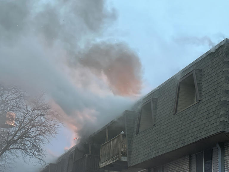 No one injured but many displaced after apartment complex fire in Sioux ...