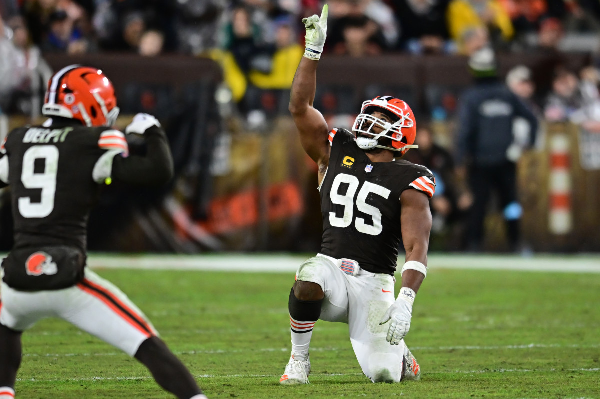 Denver Broncos Trade Pitch Sends Haul to Browns for Myles Garrett