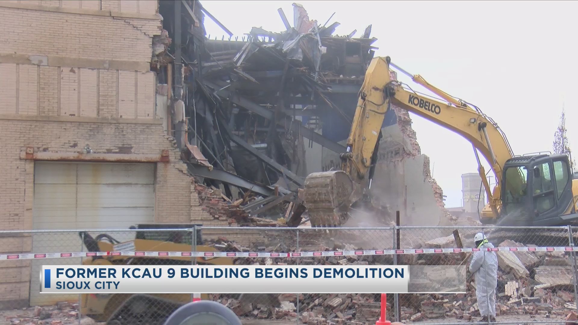 Former KCAU 9 Building Begins Demolition