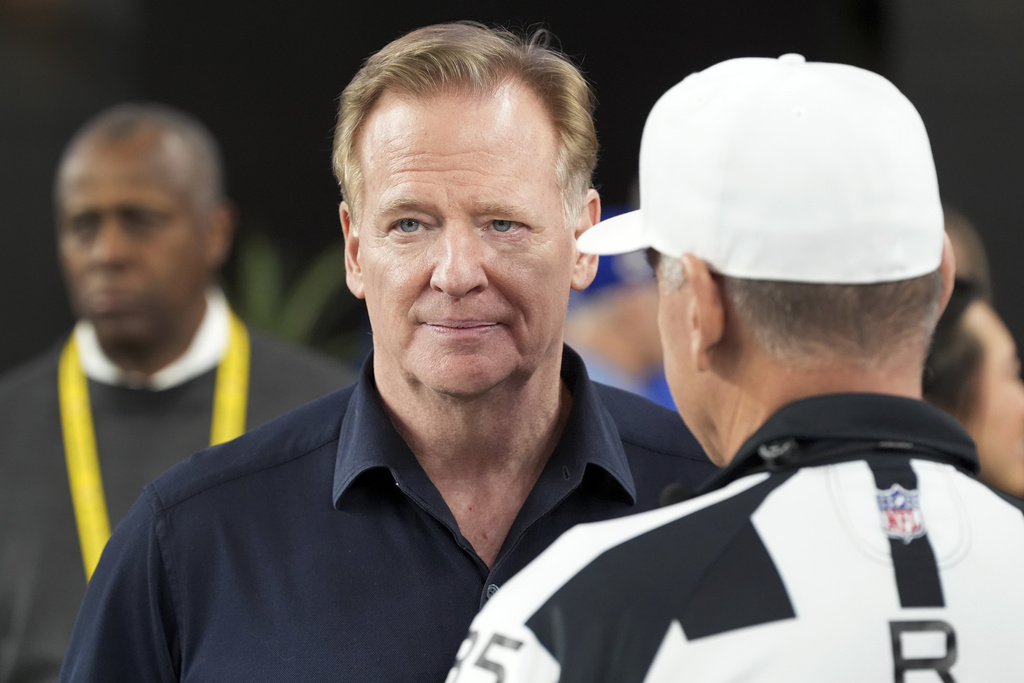 NFL referees union calls allegations of bias toward the Chiefs 'insulting'