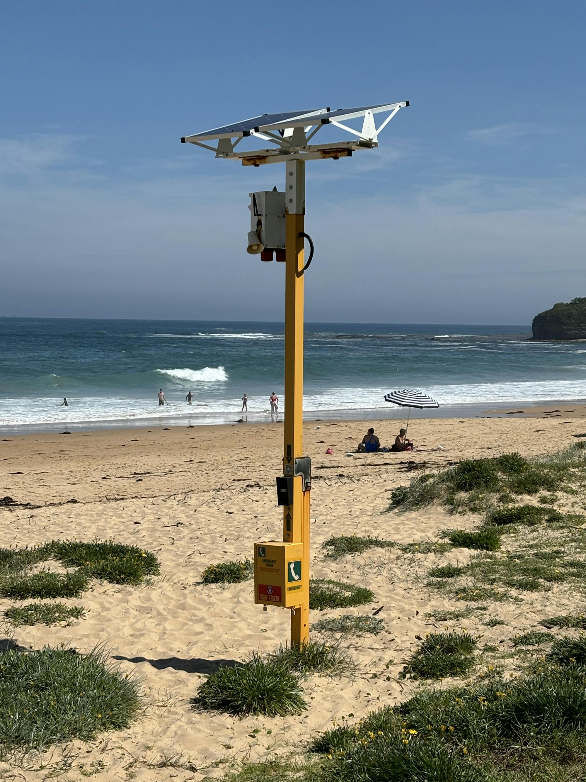 Emergency response beacons can cut drownings at the beach – but 72% of ...