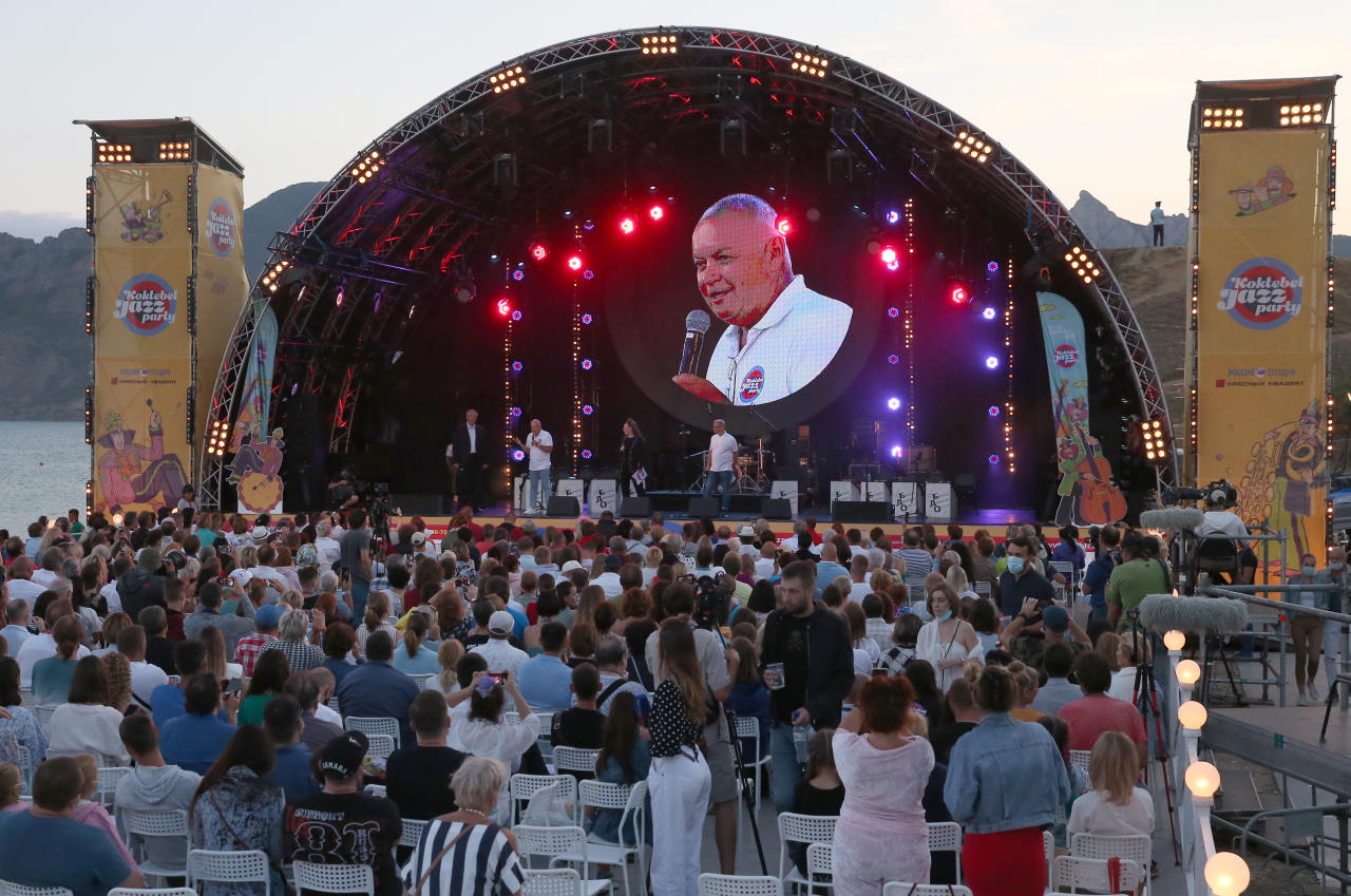 The Russian TV Star Who Became the Voice of the Kremlin