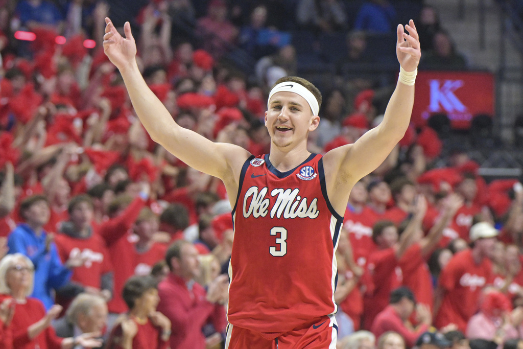 Murrell scores 24, No. 25 Mississippi uses early surge to beat No. 14 ...