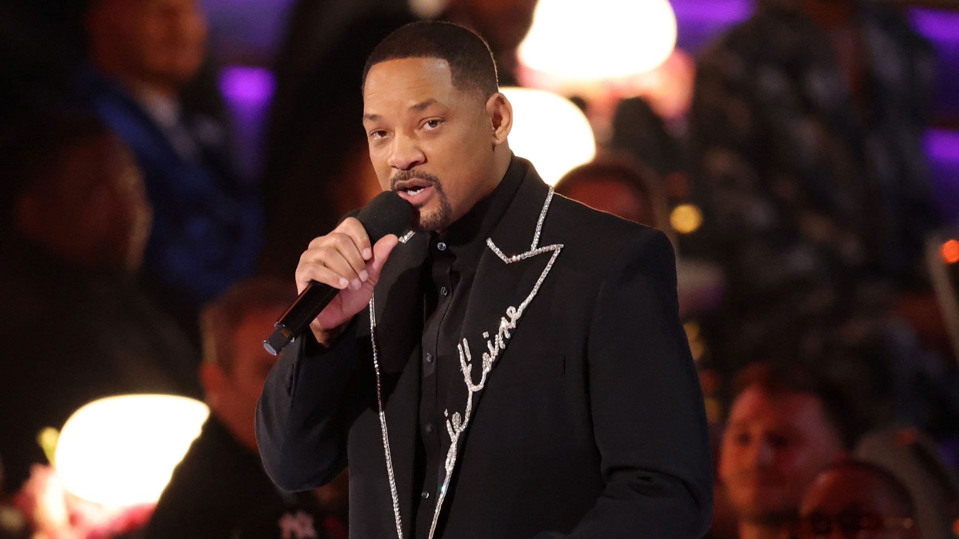 Will Smith faces mixed reactions at his first awards show since the ... Will Smith faces mixed reactions at his first awards show since the ...