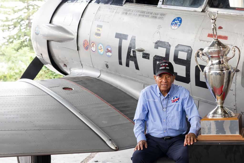 Pilot Harry Stewart, Jr., one of the last surviving Tuskegee Airmen ...