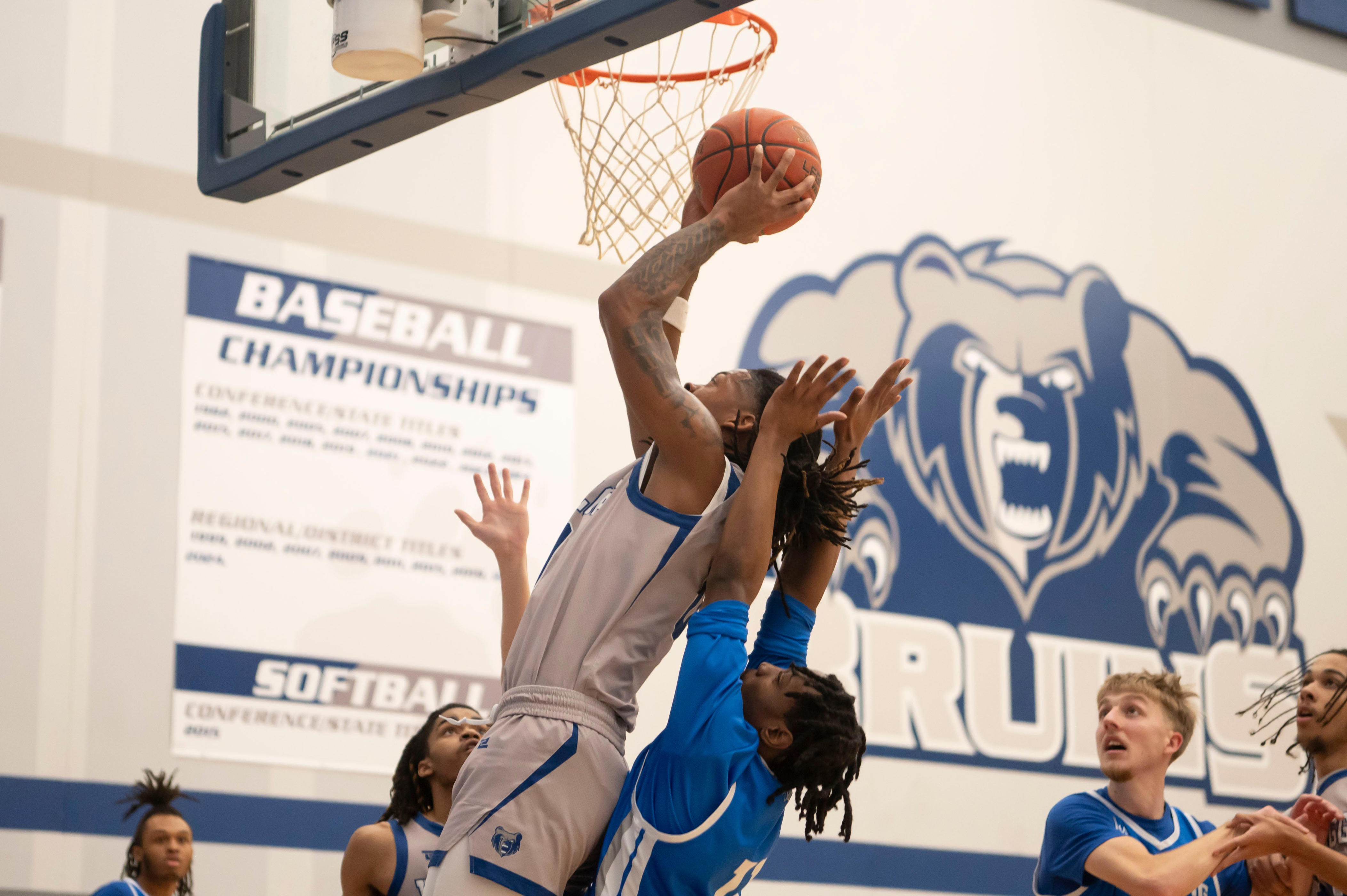 Local talent like Battle Creek's Tucker a big part of Kellogg CC's ...