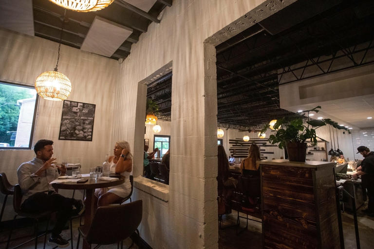 Romantic restaurants to consider for Valentine’s Day dining near ...