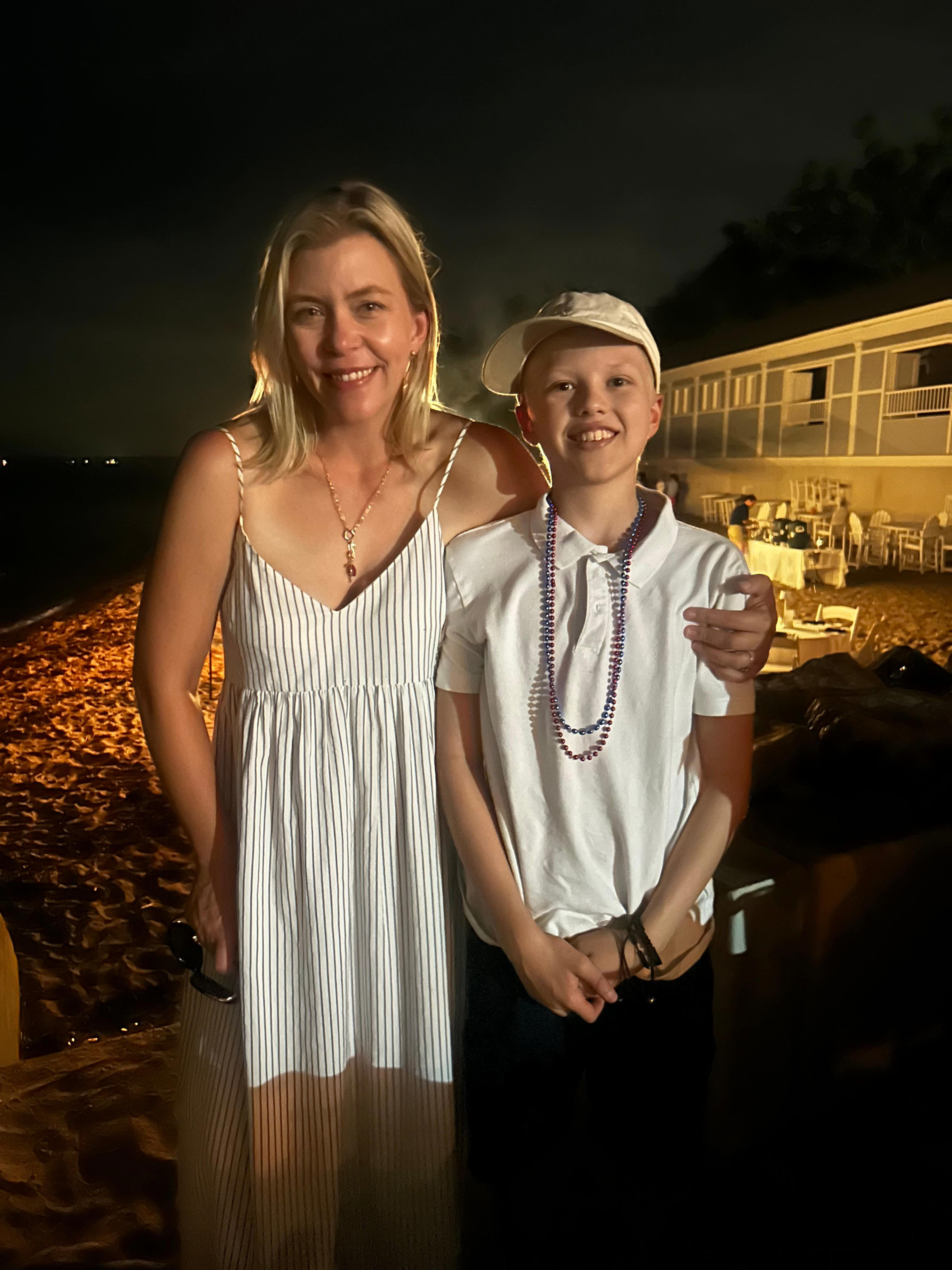 'Hate the Eagles, but Saquon's my hero': Unique bond has Giants fan ...