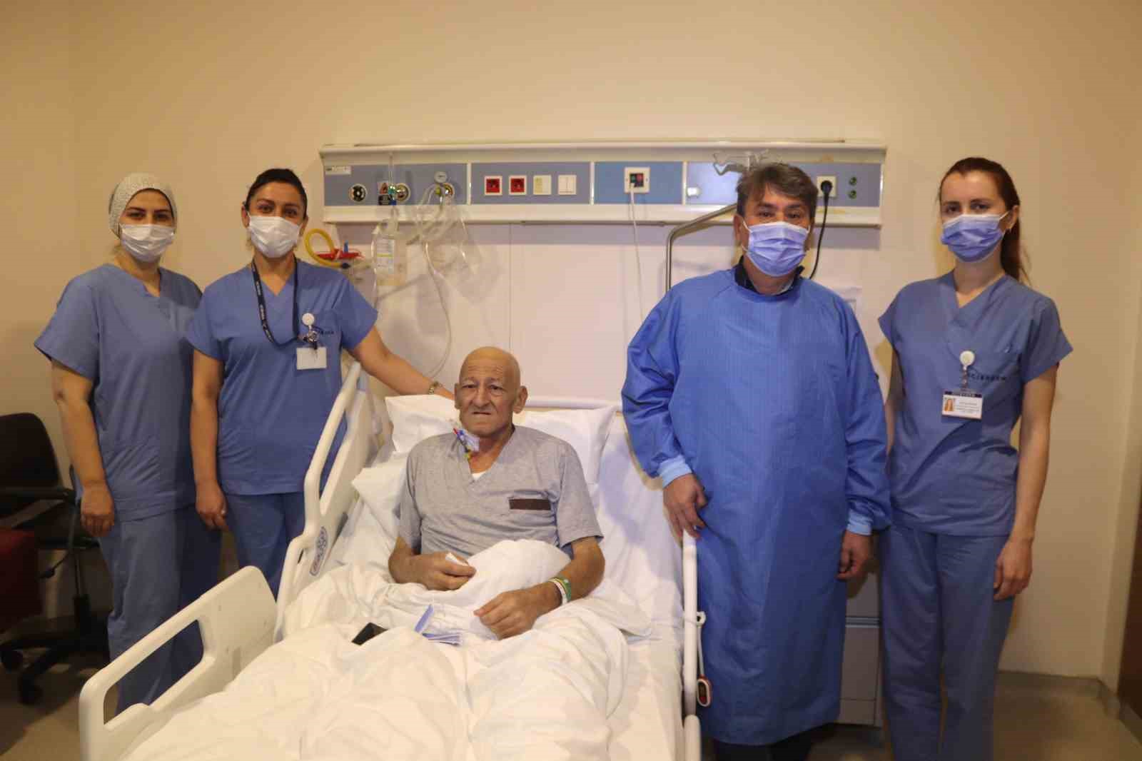 Karaciğer nakilli hastaya, kök hücre nakli yapıldı