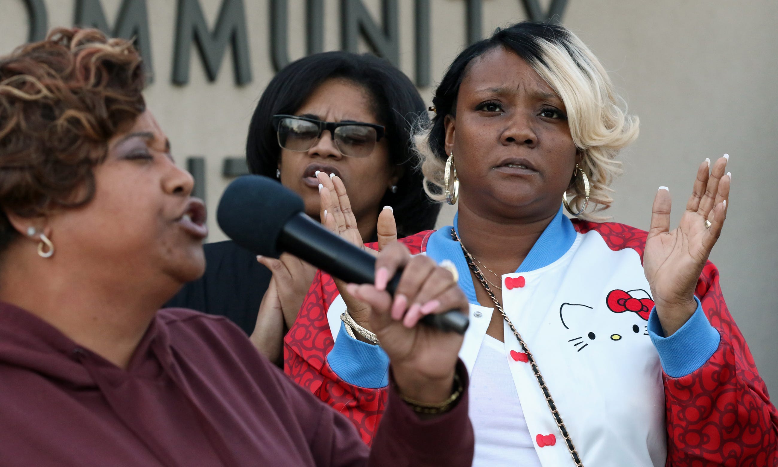 'What a good kid': Group holds prayer vigil mourning Gastonia teen