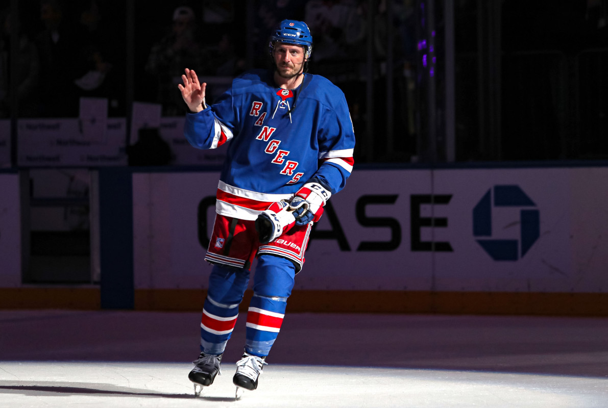 Rangers Coach Shares Injury Update on J.T. Miller