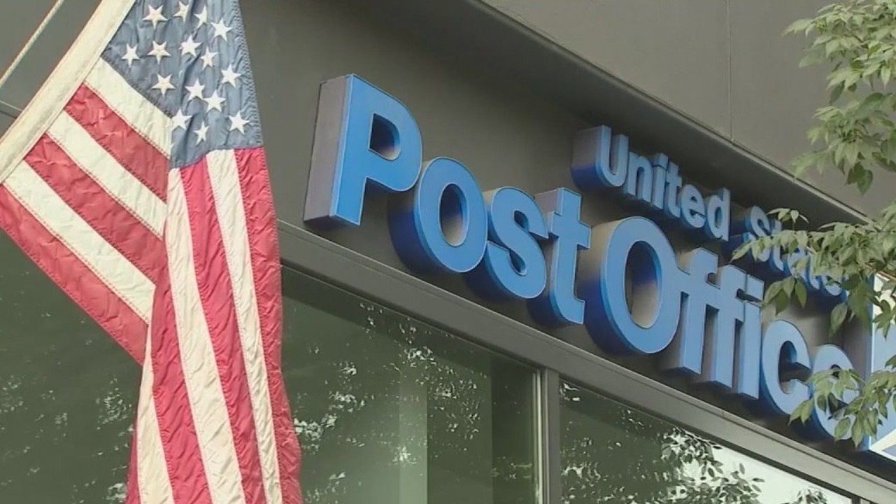 USPS suspends incoming packages from China