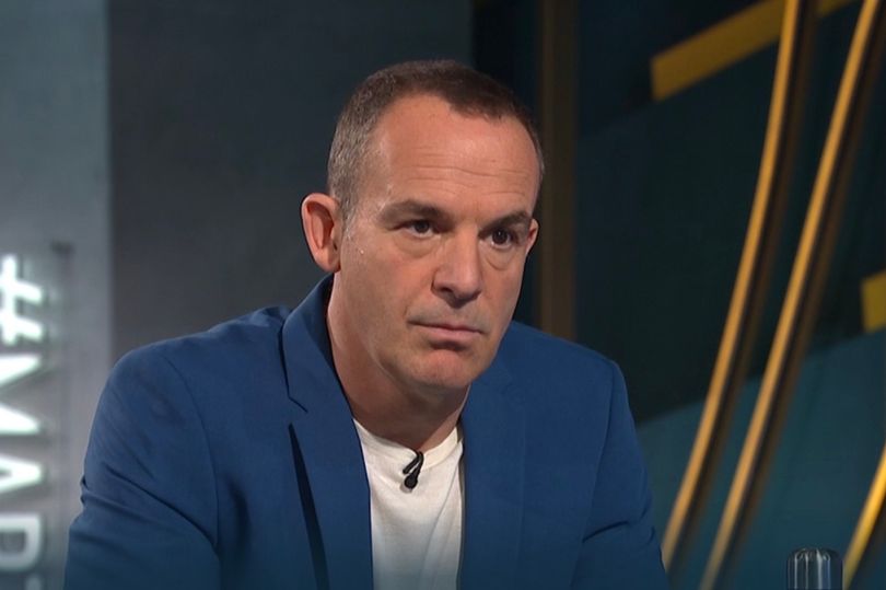 Bank offering £100 bonus as Martin Lewis' MSE explains how to increase odds