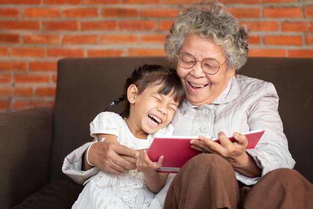 12 grandparent memory books and journals to chronicle family histories