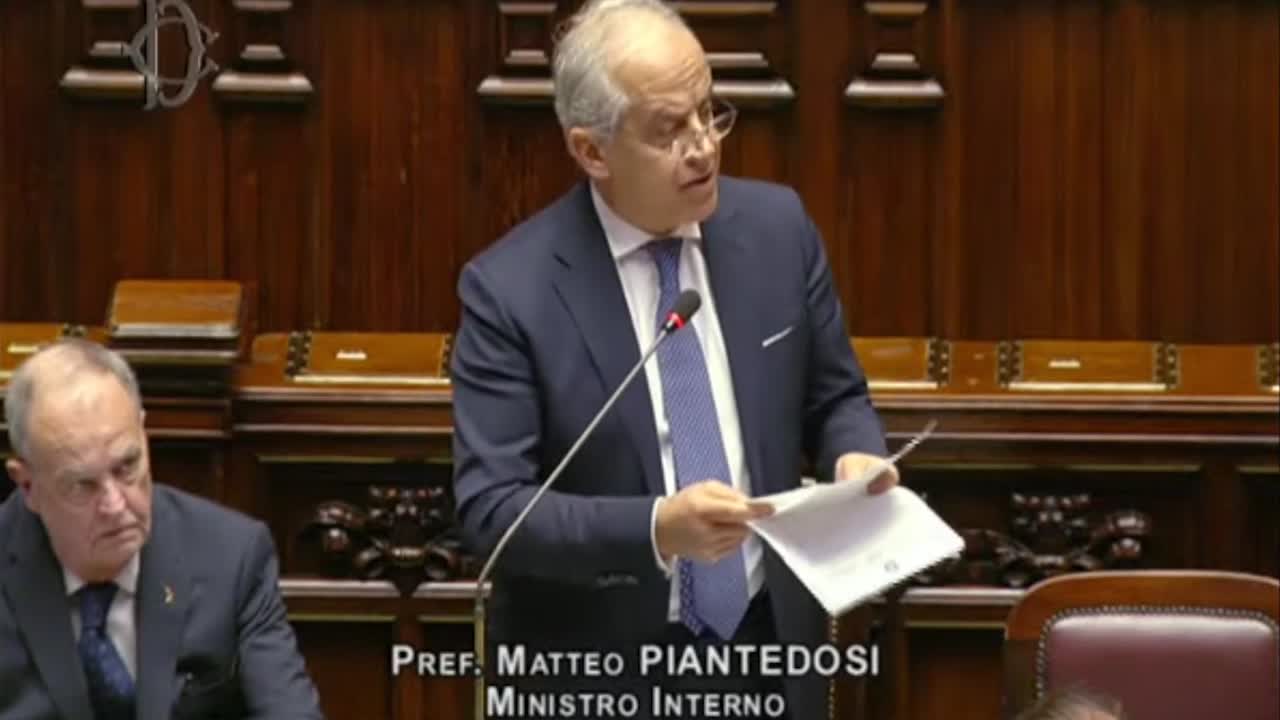 Almasri, Piantedosi: "Espulso per la sicurezza dello Stato"