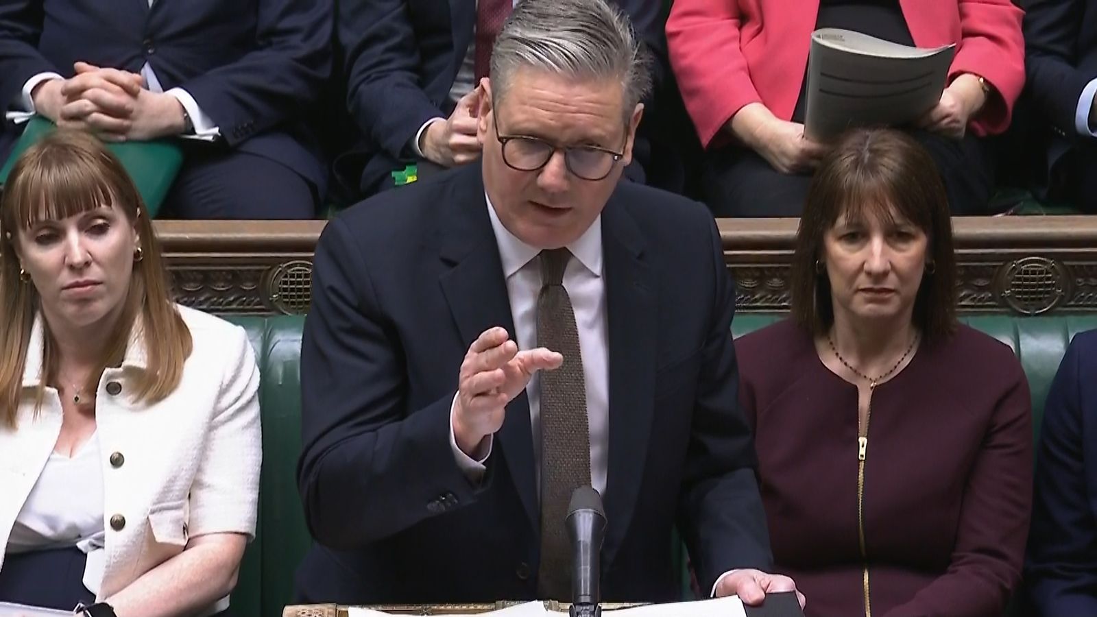 Starmer contradicts Trump on president's calls for Middle East 'Riviera ...