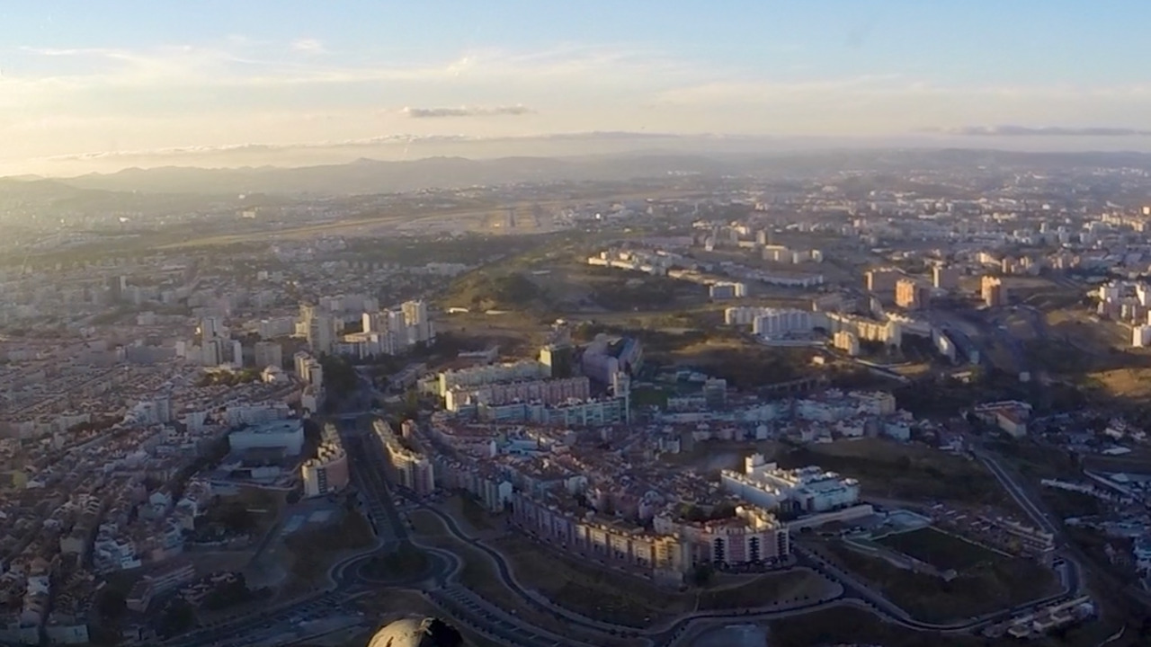 Boeing 767 landing in Lisbon | Just Planes