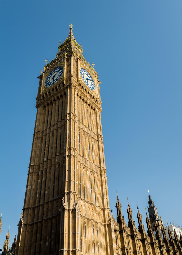 17 Famous Buildings That Have Secret Rooms And Hidden Compartments