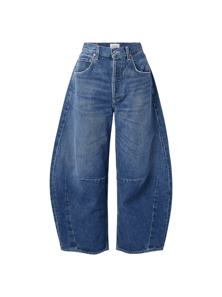 Je mesure 1m58 et voici mes jeans préférés pour allonger ma silhouette