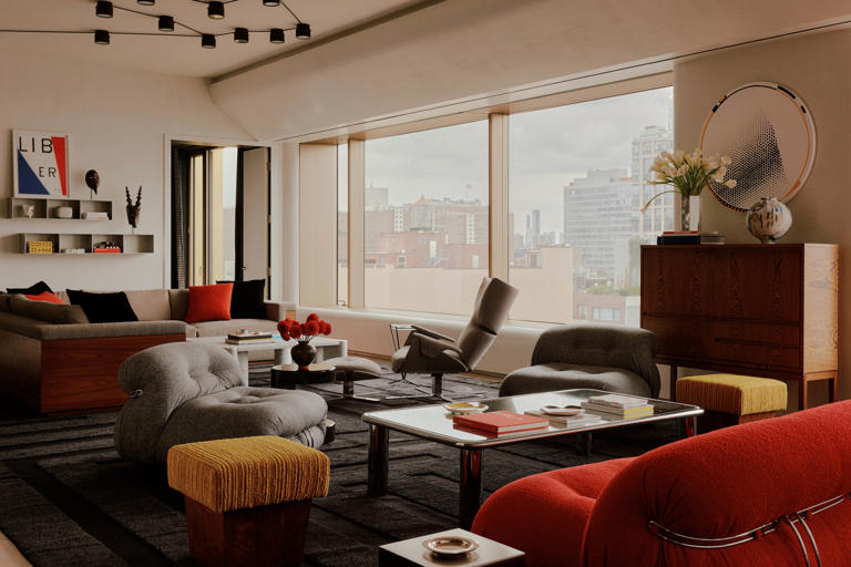 Tour a Chelsea Apartment With a Primary Color Palette and Stunning Views