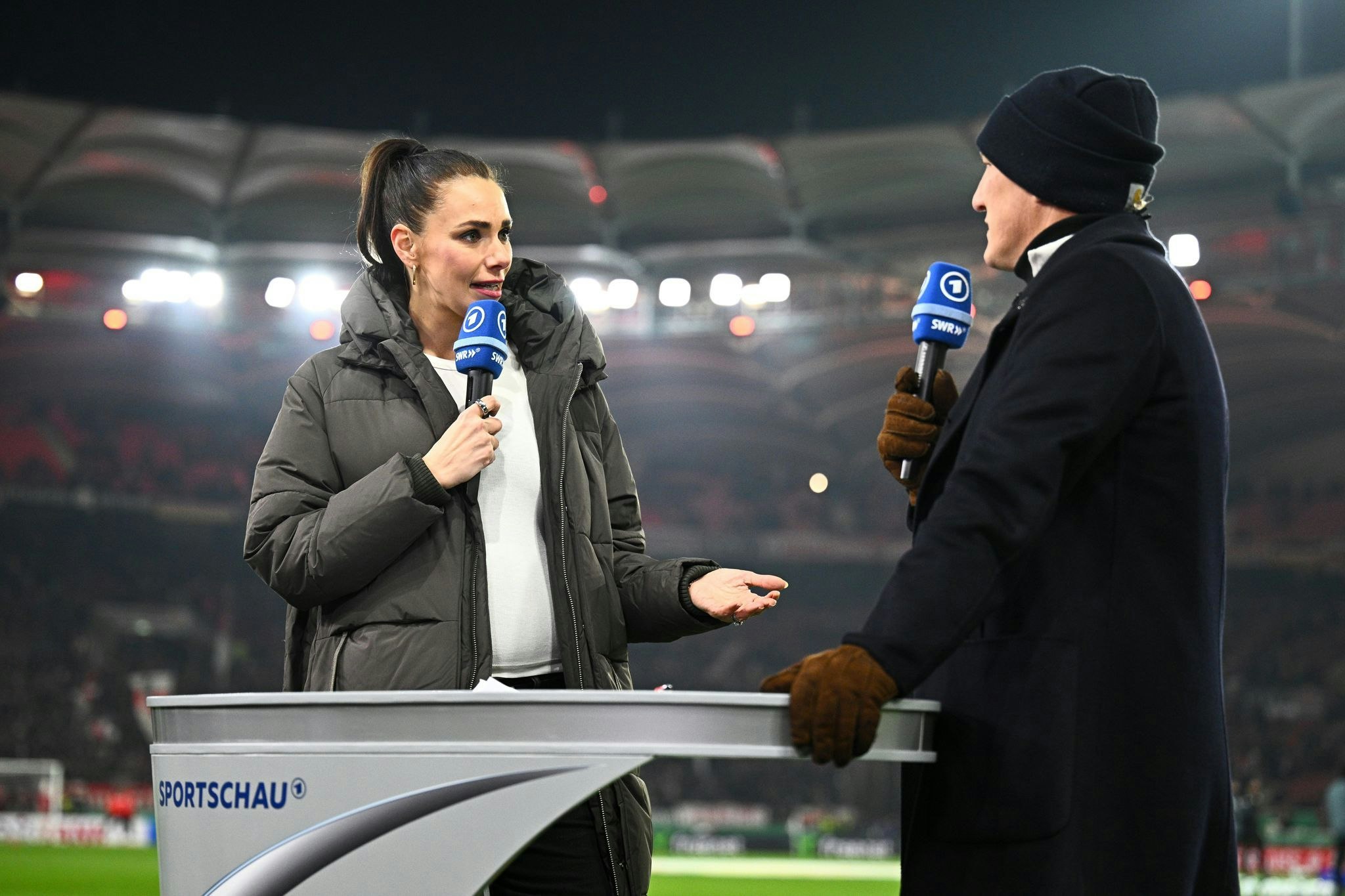 Fernsehen: „Sportschau“-Moderatorin Sedlaczek erwartet Baby