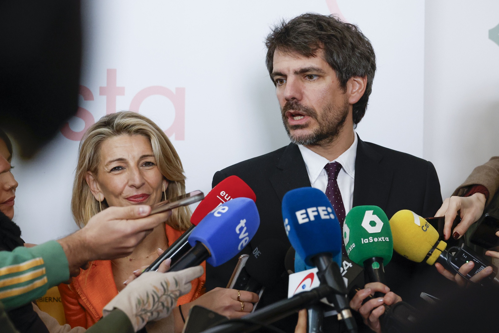 Urtasun lamenta que los tuits de Karla Gascón "empañen" su candidatura ...