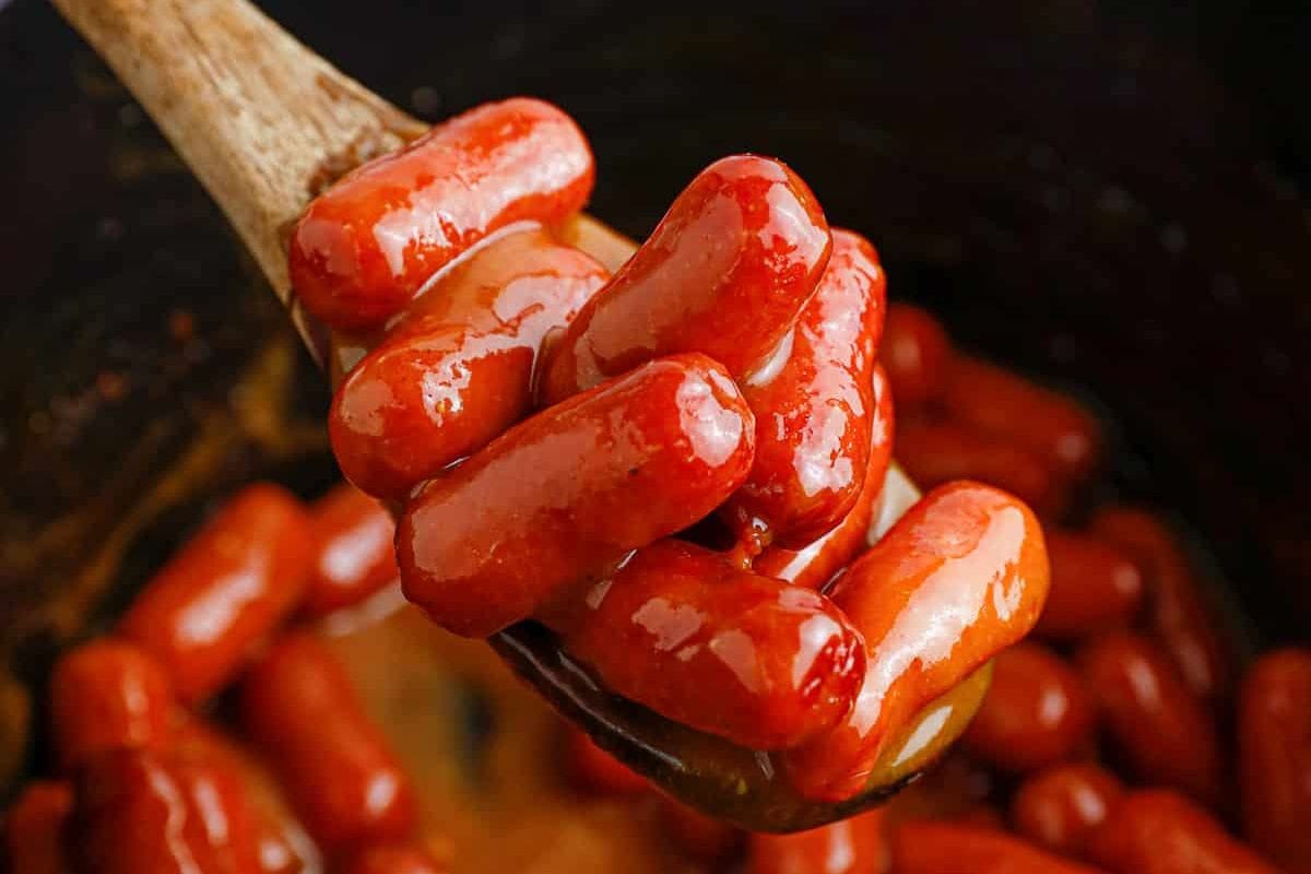 10 Easy Game Day Recipes to Make in Your Slow Cooker