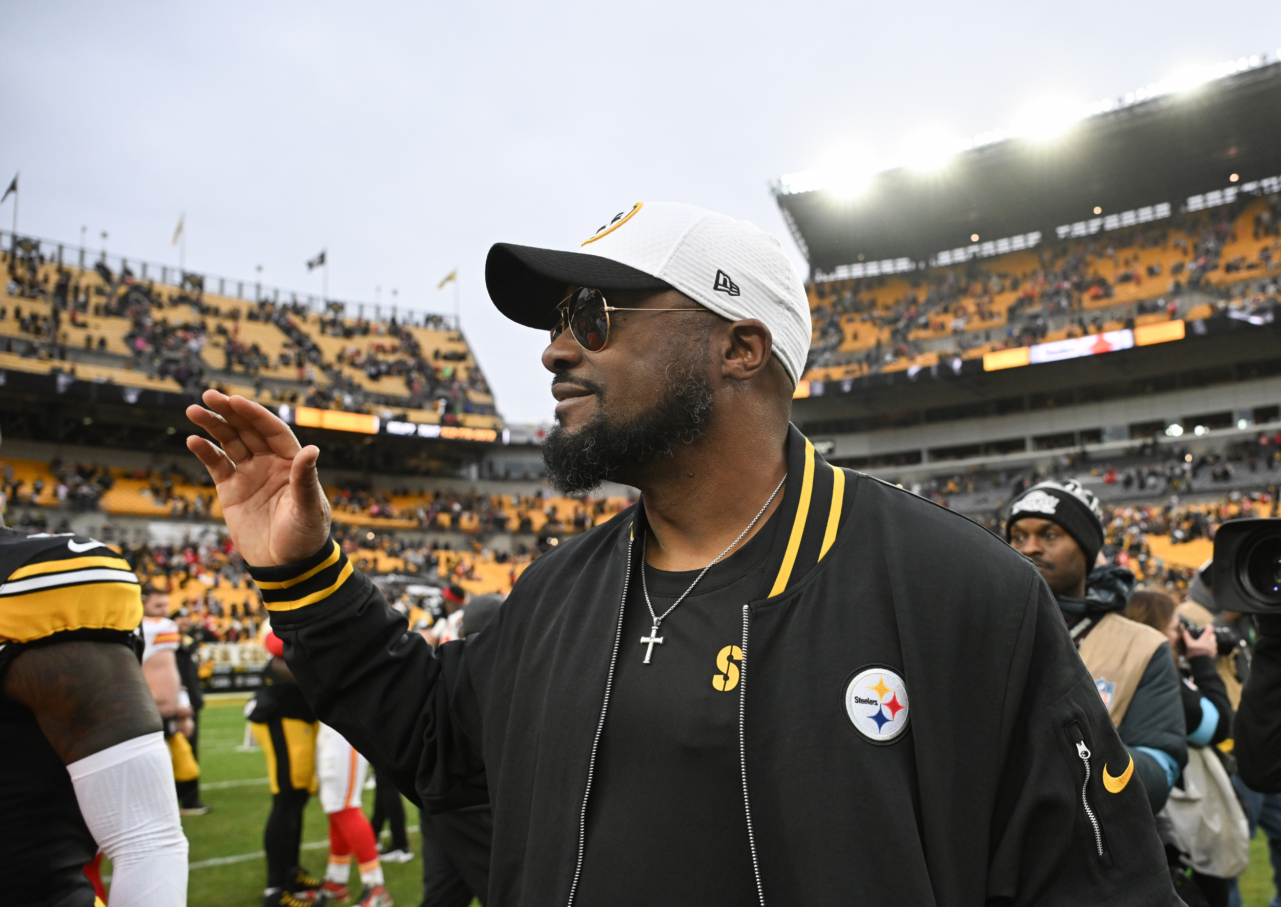 Steelers Insider Reveals Shocking Truth About Mike Tomlin And Arthur ...