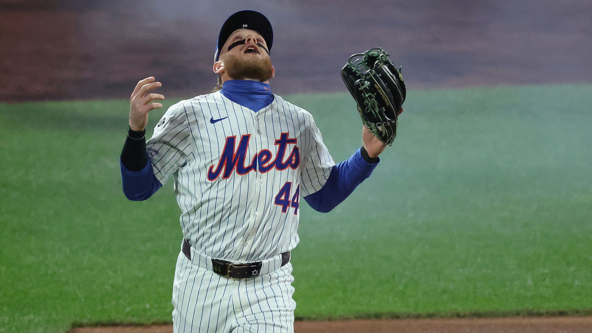 Twins sign OF Harrison Bader