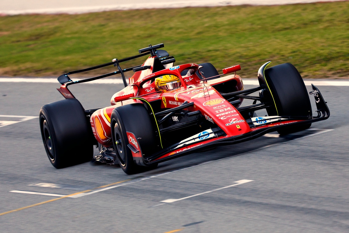 Hamilton back in action as Ferrari and McLaren complete Pirelli F1 test