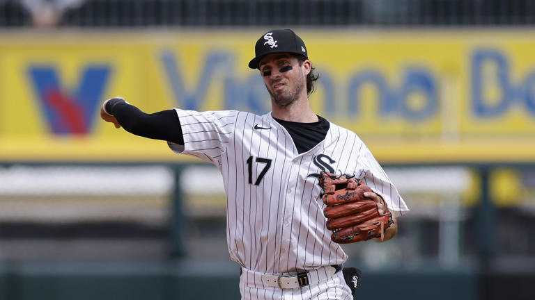 Yankees add Shewmake, Owen White via waiver wire