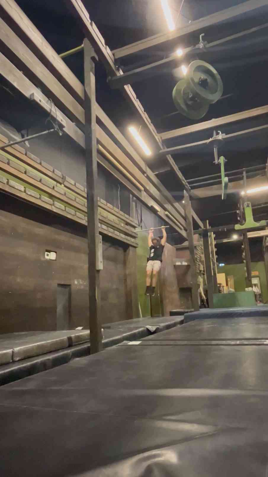 Person does a 15 foot Lache between bars!