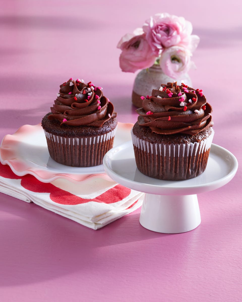 53 Romantic and Creative Things to Do on Valentine's Day