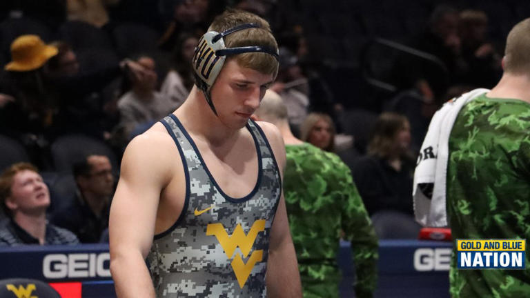 Wrestling faces Utah State to begin final road swing