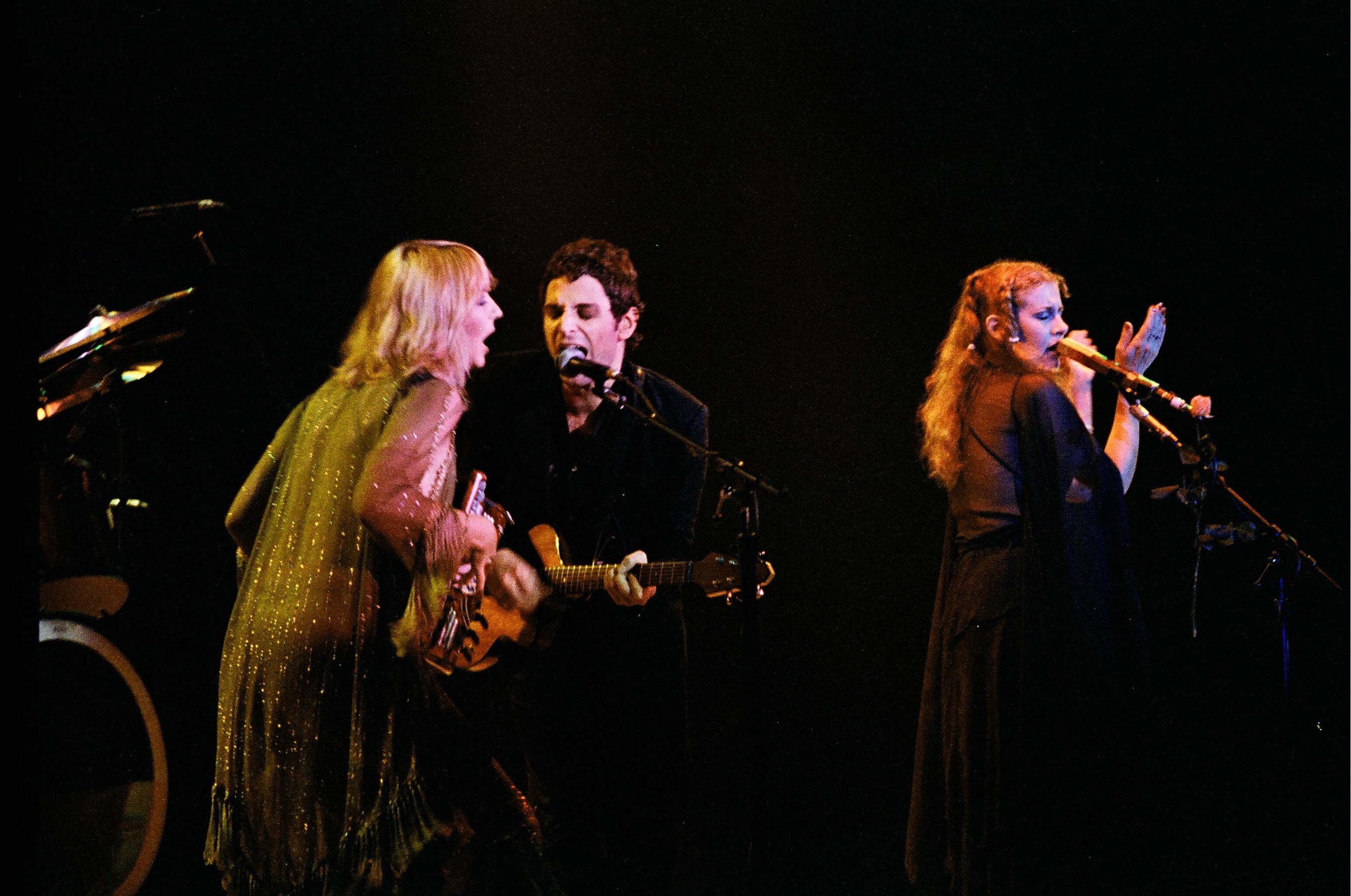 25 great bands that feature more than one primary vocalist