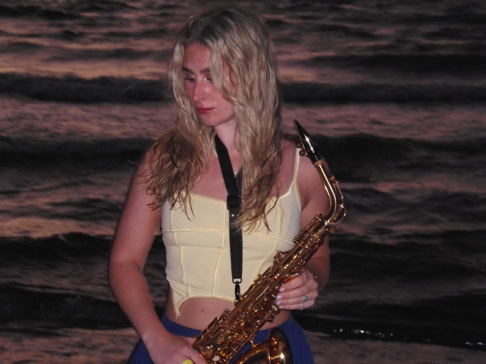 Scarborough singer songwriter makes debut at Yorkshire whisky ...