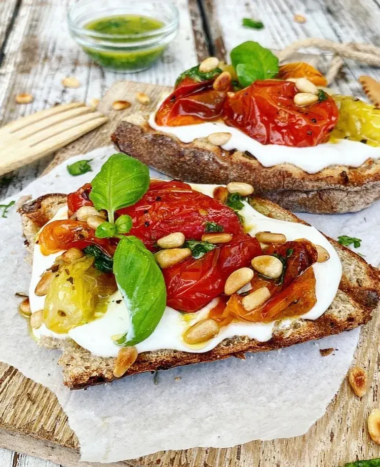 This sandwich is a delicious and light snack that everyone should know