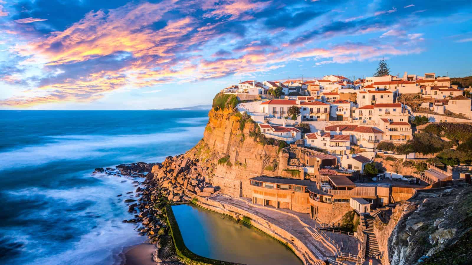 19 Stunning Cliffside Towns You Have to See to Believe