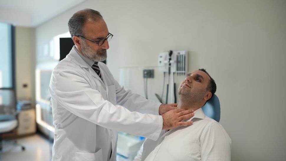 Tiroid kanseri ve guatr tedavisinde merak edilenler: Boynunuzda şişlik ...