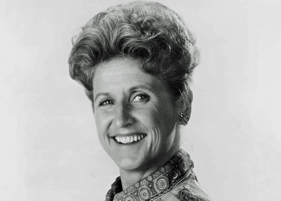 What Happened To Ann B. Davis From “The Brady Bunch”?
