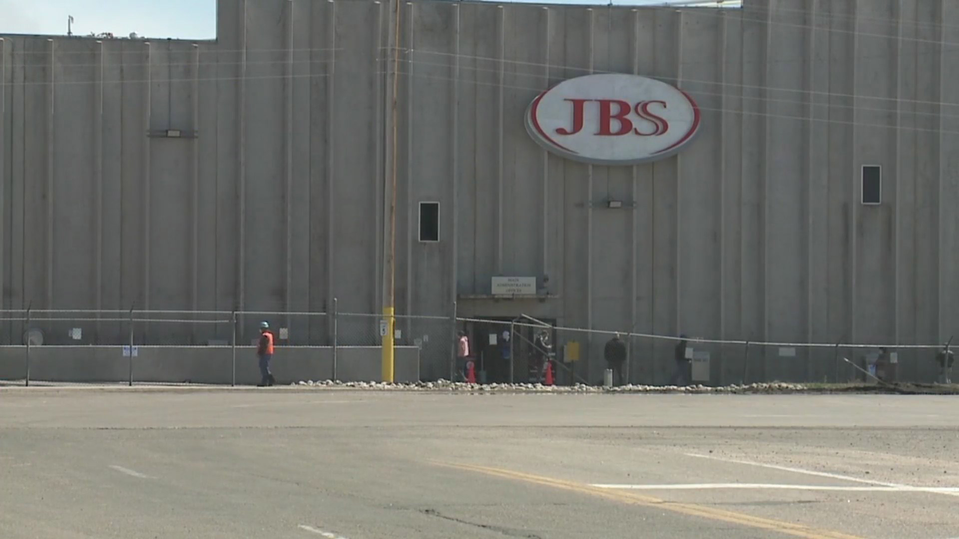 JBS invests $50M to expand Greeley beef plant JBS invests $50M to expand Greeley beef plant