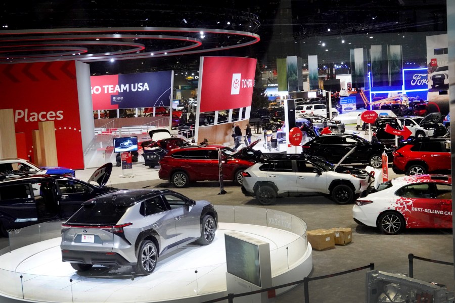 117th Chicago Auto Show begins 10-day run Saturday, kicks off with ...
