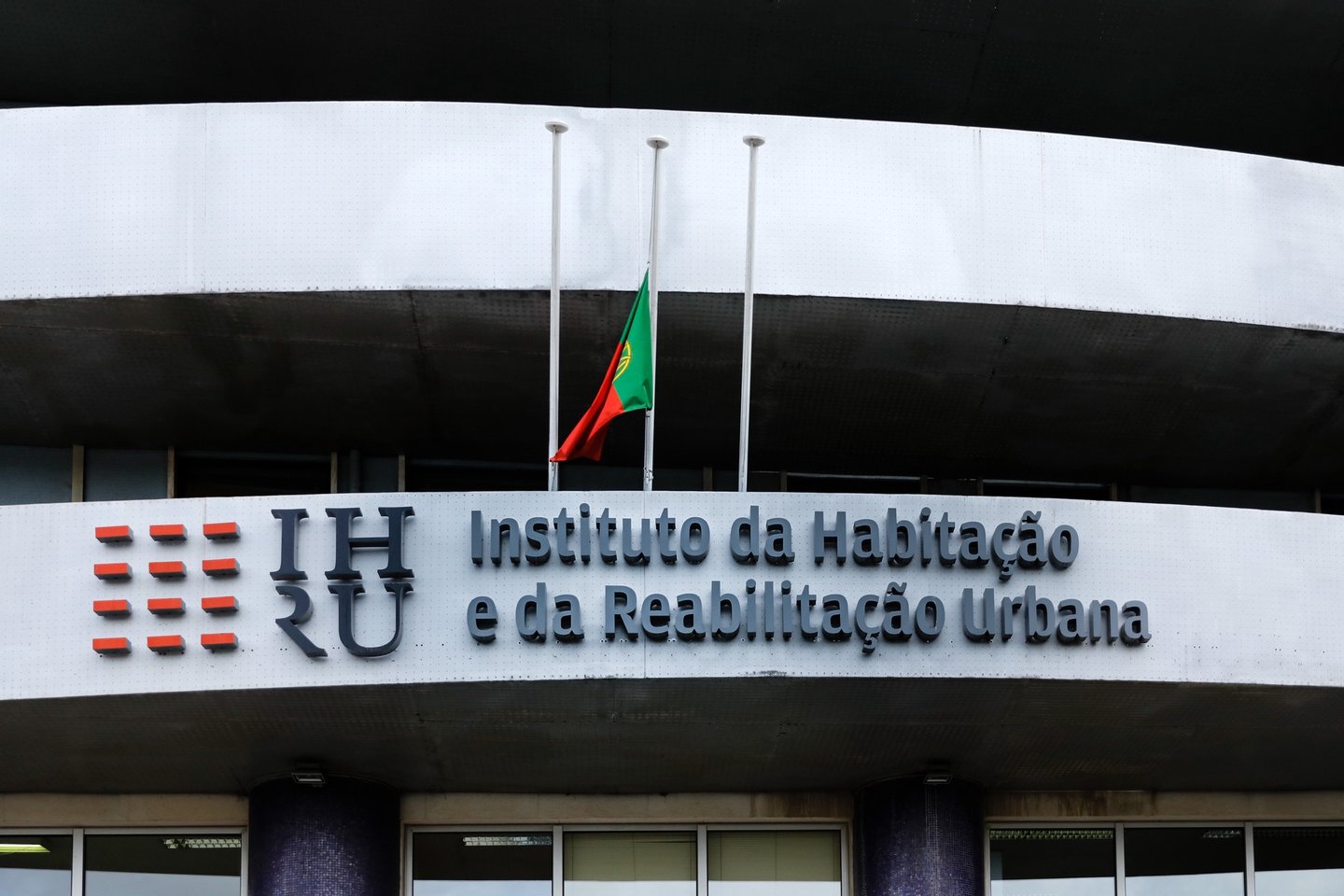 Apoio. IHRU com aplicação para dados de inquilinos