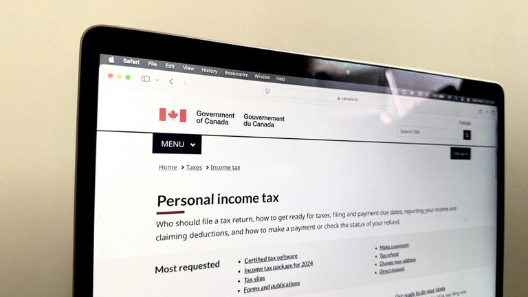The CRA recommends filing your income tax return online — Here's how to ...
