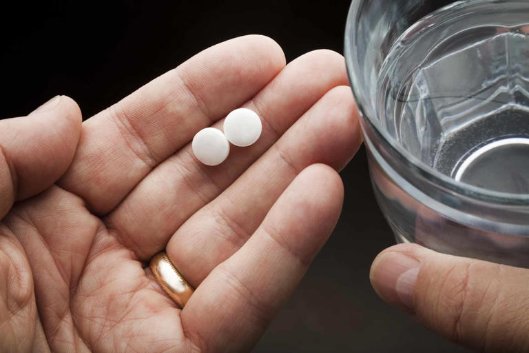 Why you should take aspirin if you're having a heart attack