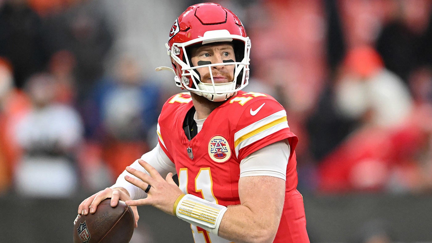2025 Super Bowl: Carson Wentz 'one play away' as Patrick Mahomes ...