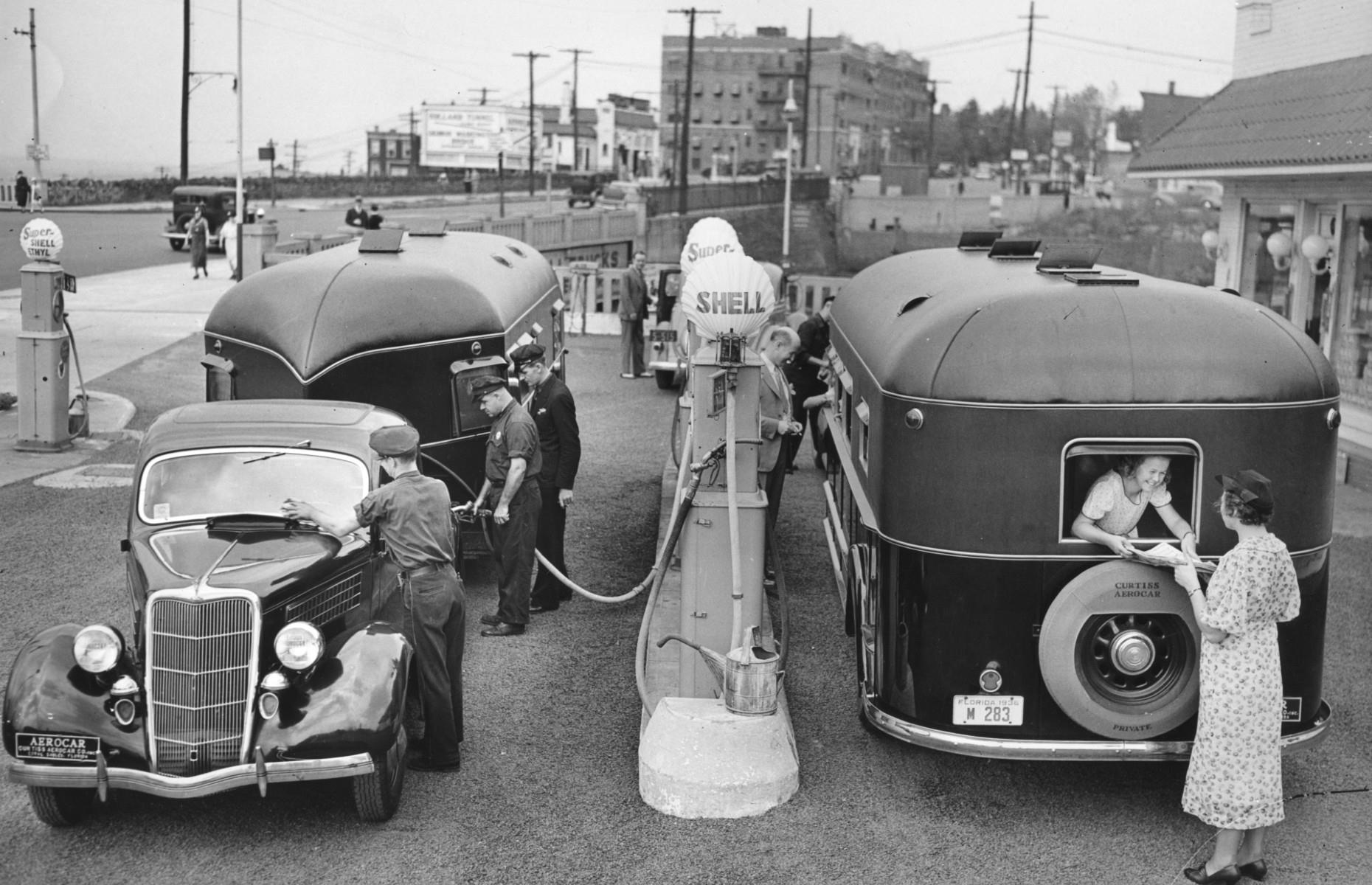 Discover America's Amazing Automobile History Through Incredible Retro ...