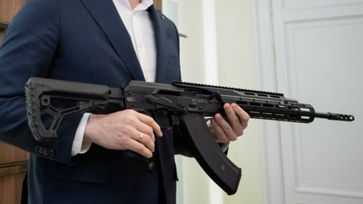 Army to boost firepower with 70,000 new AK-203 rifles as part of Russia ...