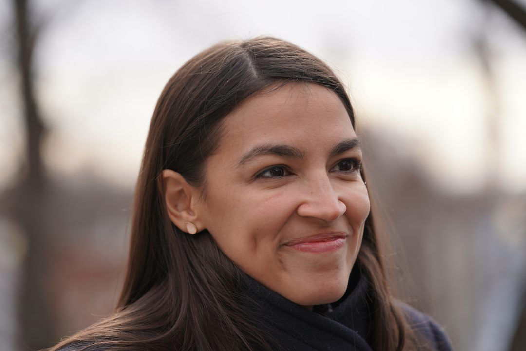 AOC claps back at Trump's illiterate thug AOC claps back at Trump's illiterate thug